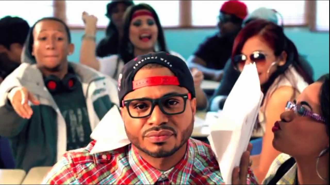 Latin Fresh - Malcriao (Official Video) - YouTube