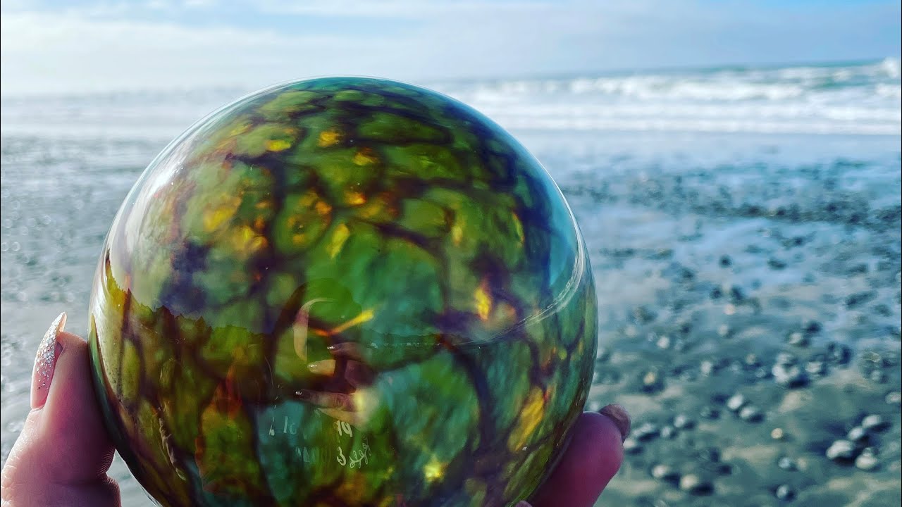 Finders Keepers Floats, Beach and Metal Detecting - YouTube