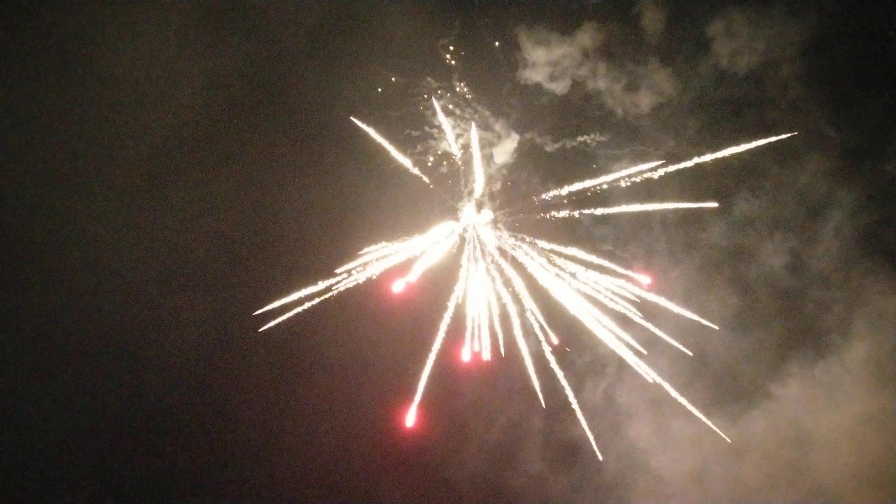 Brocade War Cake Klasek Fireworks - YouTube
