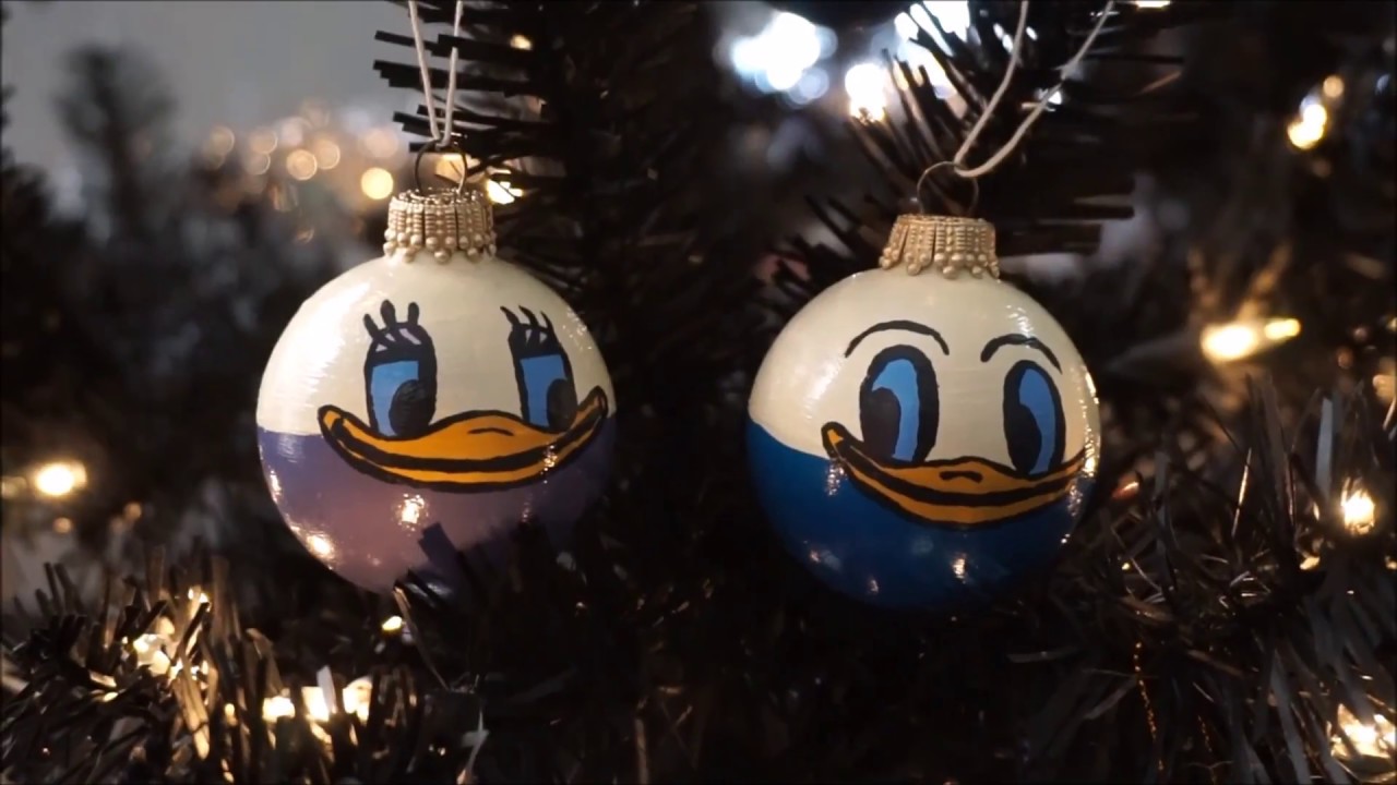 DIY Hand Painted Daisy and Donald Duck - YouTube
