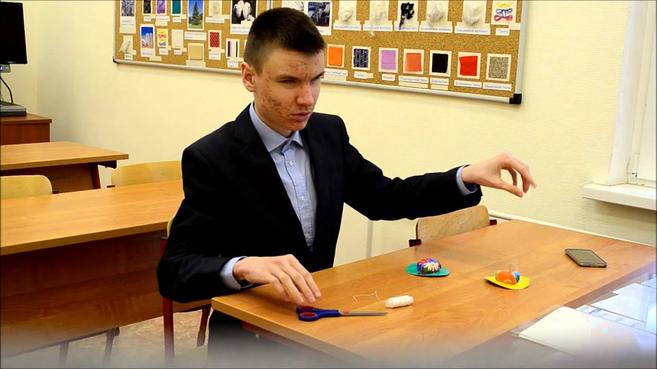 Вдеваем нитку в иголку - YouTube