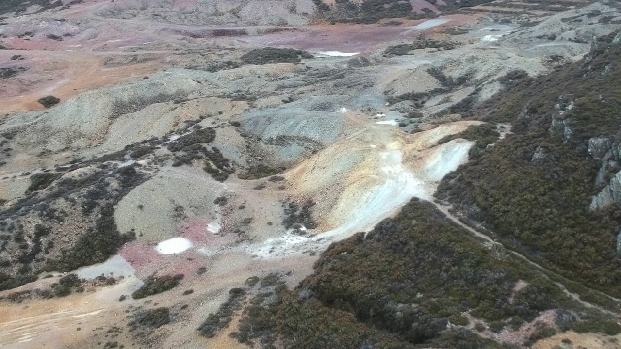 A day up the Copper Mines Whales - YouTube