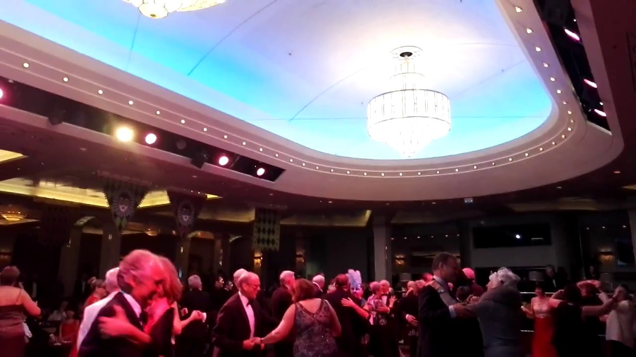 Masquerade ball on Queen Mary 2 - YouTube