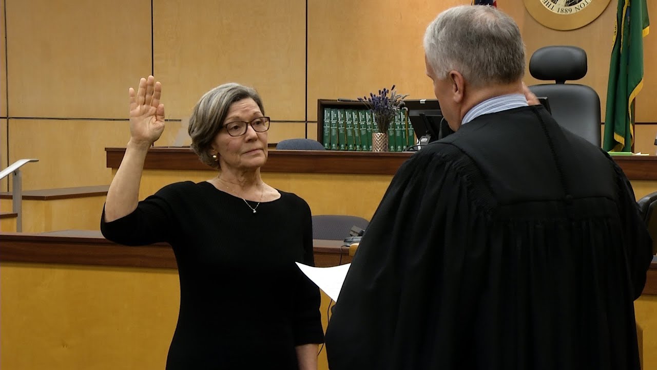 Mary Robnett - Oath of Office Ceremony - YouTube