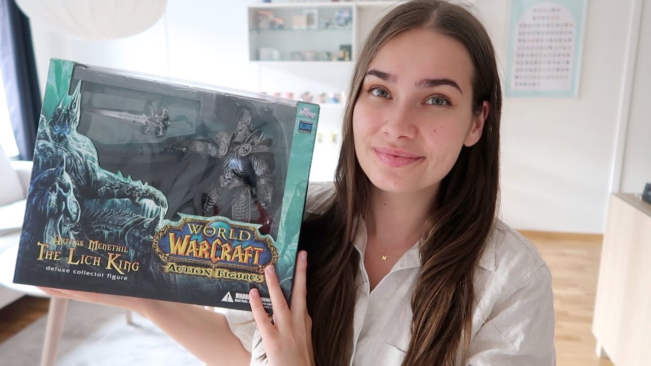 ASMR Unboxing World of Warcraft The Lich King Figure - YouTube