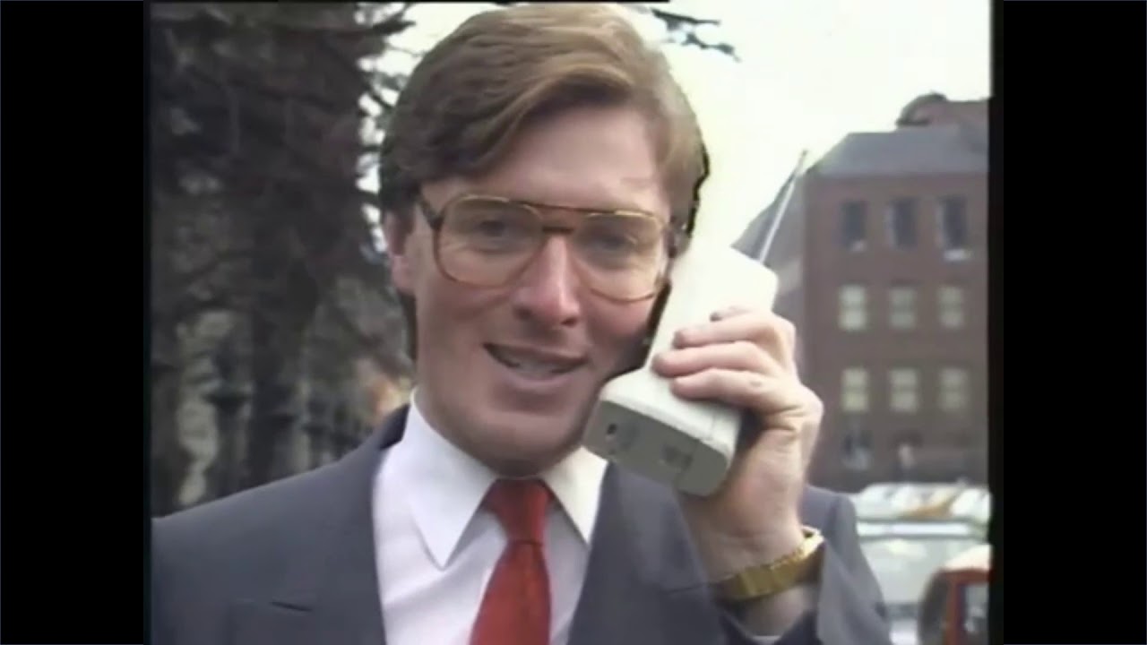 Pat Kenny makes Ireland's first ever cellular phone call. - YouTube