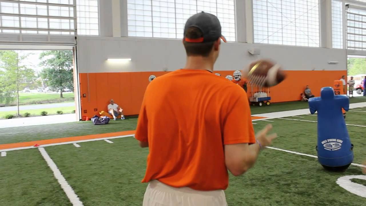 Clemson Football's Wide Receiver Coach Jeff Scott - YouTube
