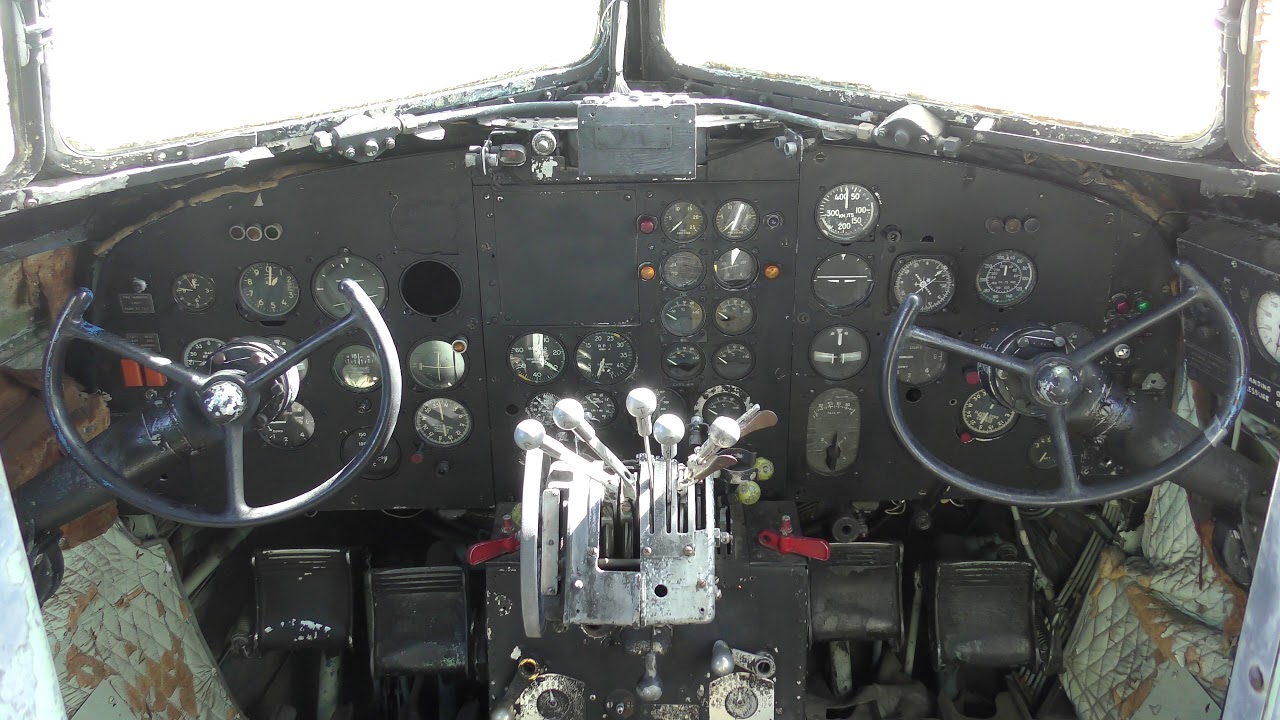 DC 3 Flight Deck - YouTube