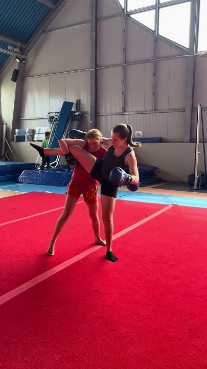 proiezioni di sanda 2 - YouTube