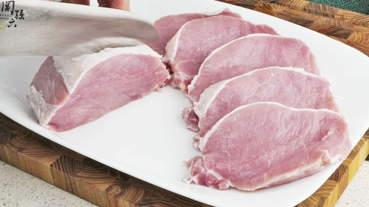 Einfach Fleisch hacken und mit Soße bestreichen, saftiges Fleisch aus ...