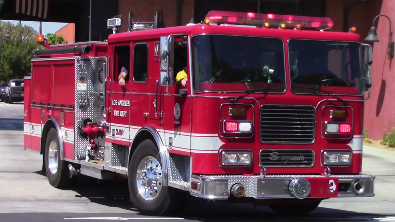 LAFD Engine 64 (Reserve) Responding - YouTube