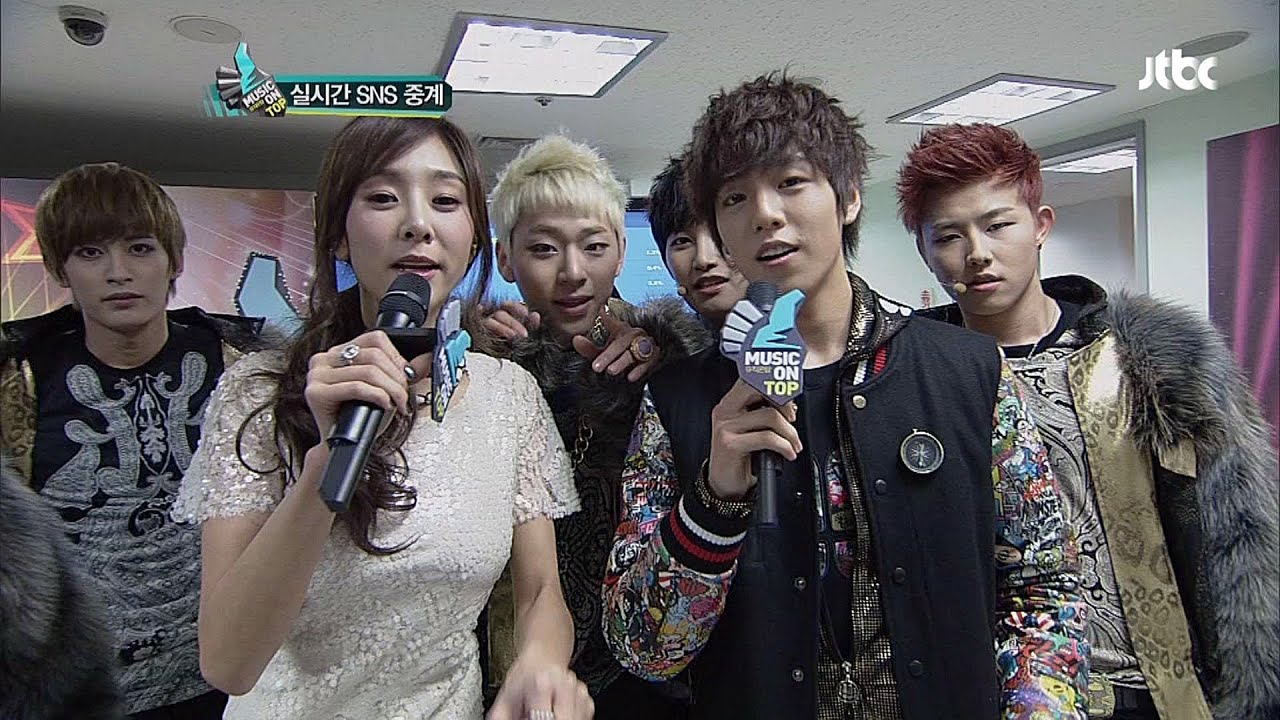 [Music on top highlight] Block.B (블락비) Backstage interview 인터뷰 - YouTube