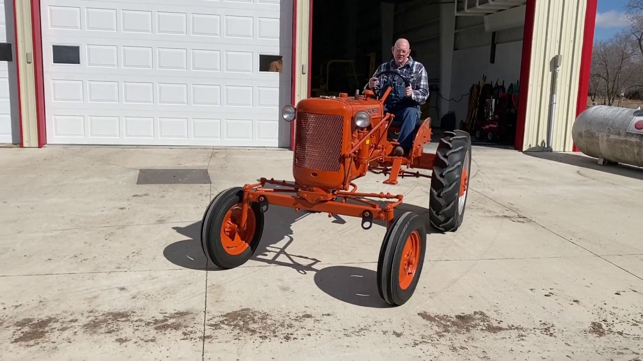 Allis Chalmers C with Wide Front - YouTube