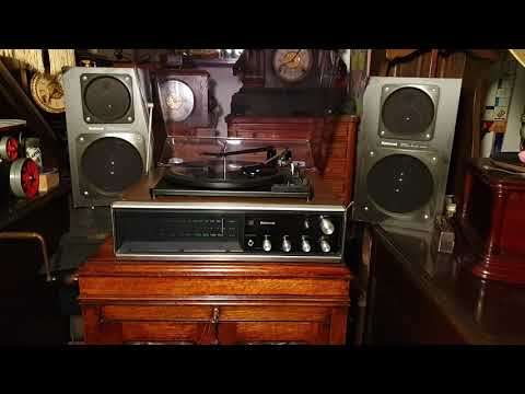 The Road To The Isles. Sydney MacEwan. Parlophone 78rpm. National Vintage Hi-Fi Record Player