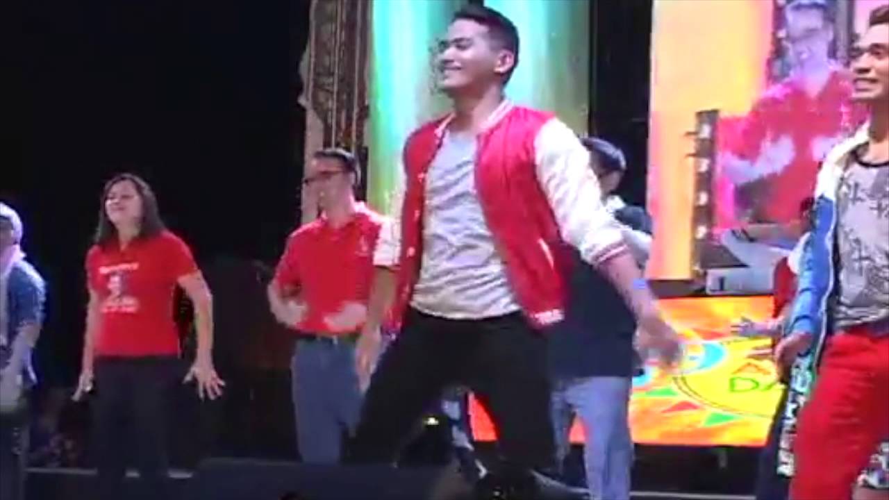 Duterte dancing to 2:30, a KPop-inspired music - YouTube