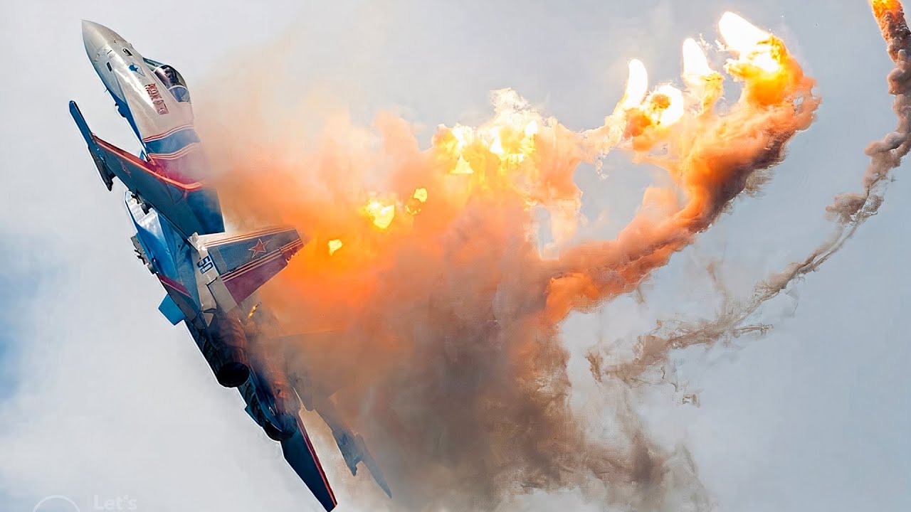 Amazing Video of Russian Pilot Shows Its Insane Maneuverability - YouTube