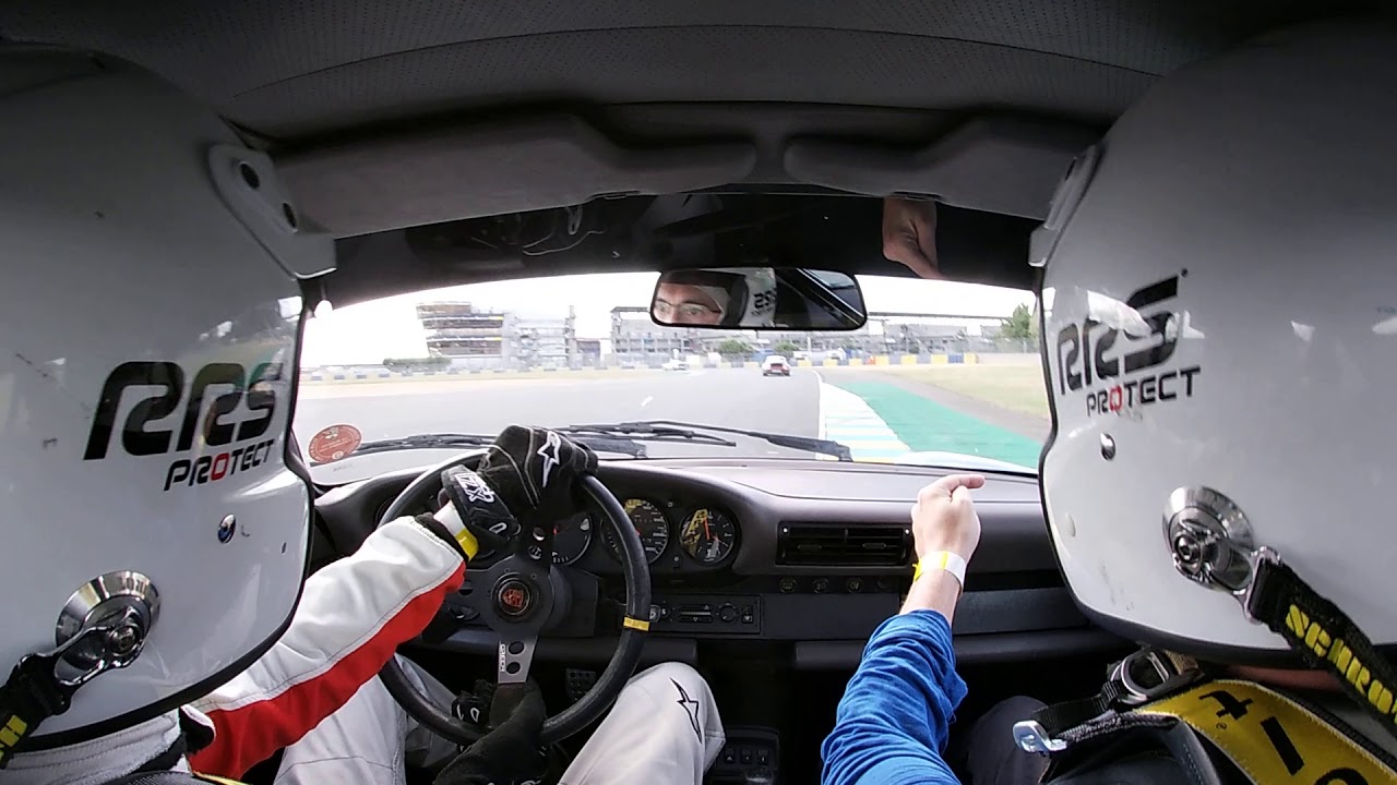 Porsche 964 time attack at Le Mans - YouTube