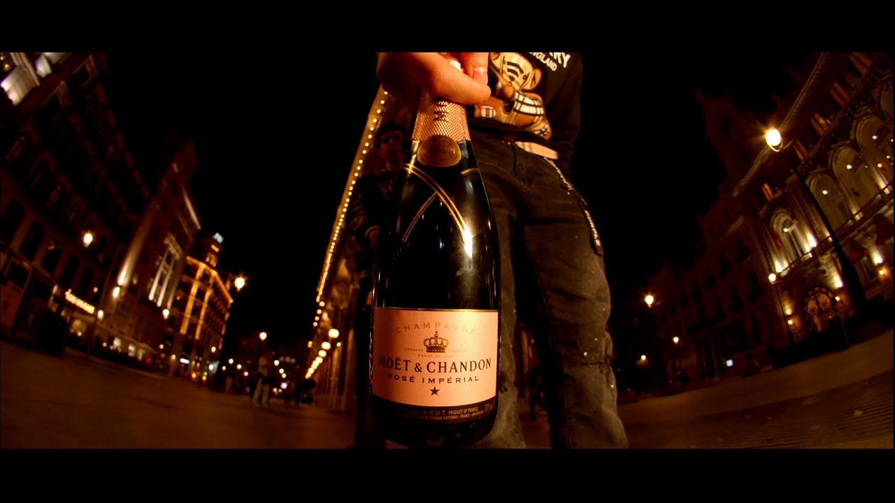 Botella Rosé - FT KreizyC0L (Video Oficial) - YouTube