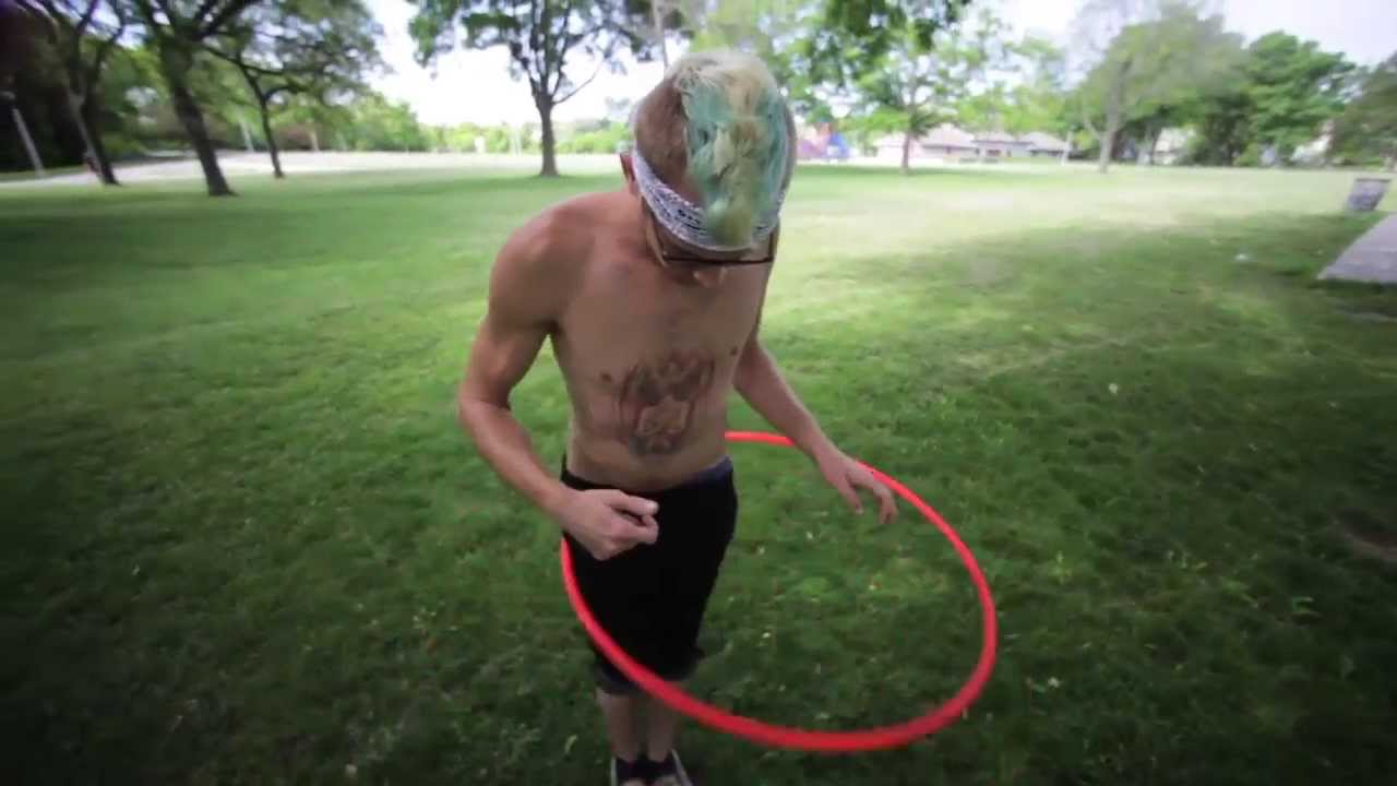 Hula hoop saves man's life - YouTube
