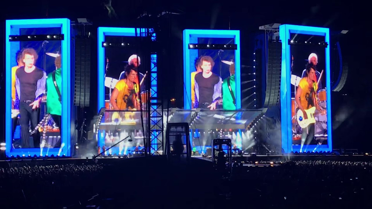 The Rolling Stones-Jumpin Jack Flash - YouTube