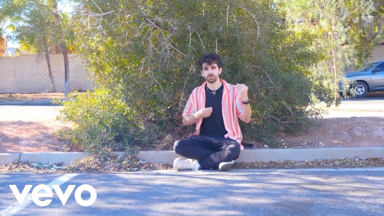 Daniel Ferri - mom (Music Video) - YouTube