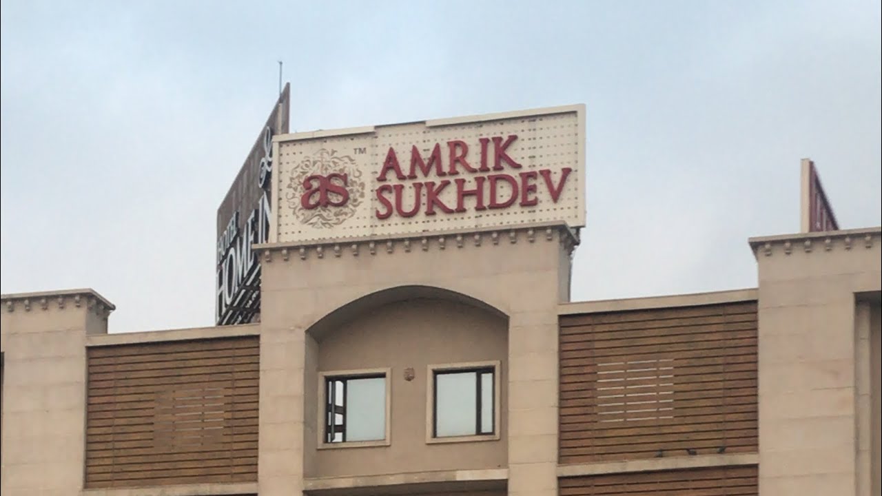 Murthal ke parathe at Amrik sukhdev dhaba🤤 - YouTube