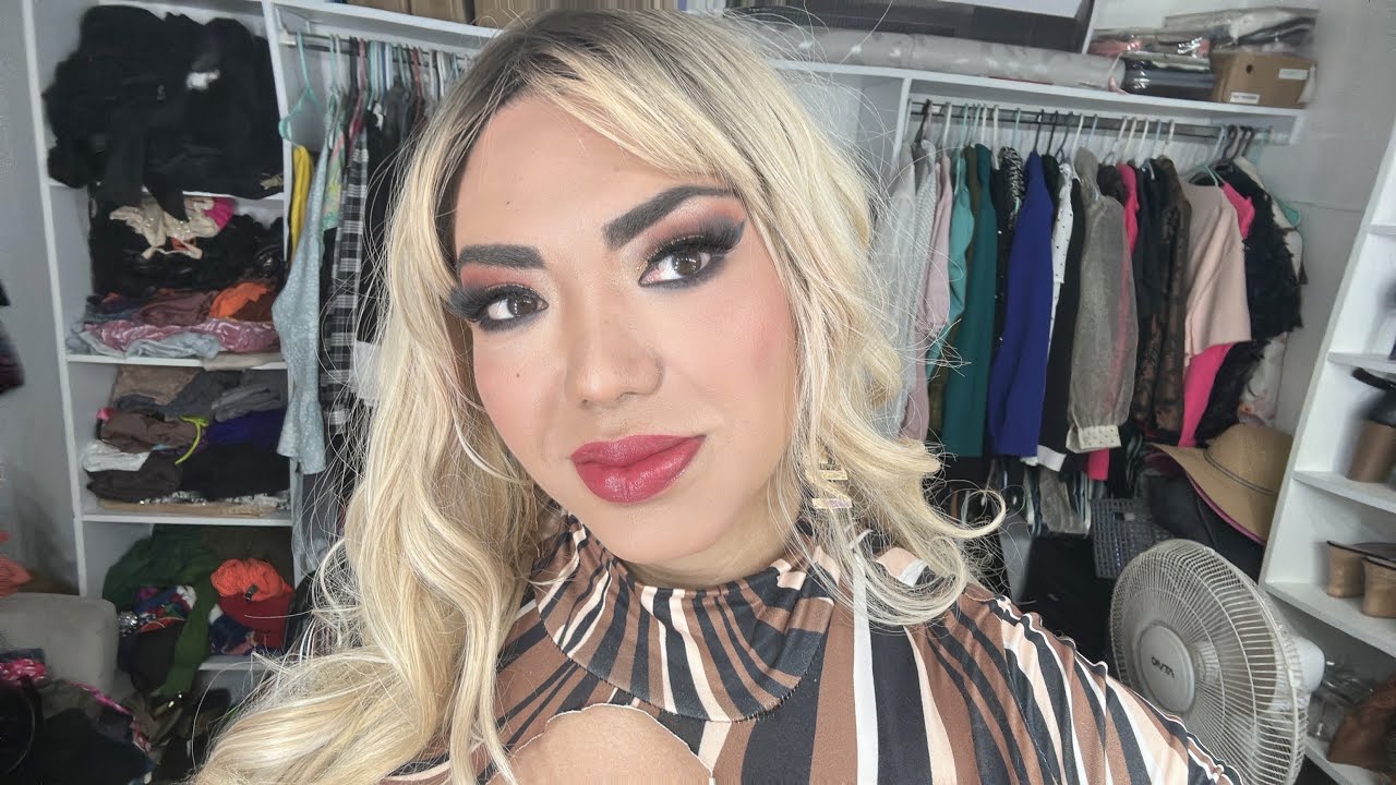 JACKIE FERRARI OFICIAL está en vivo - YouTube