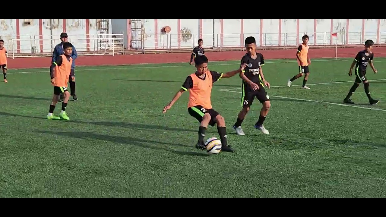 Football Match 1st Half - YouTube