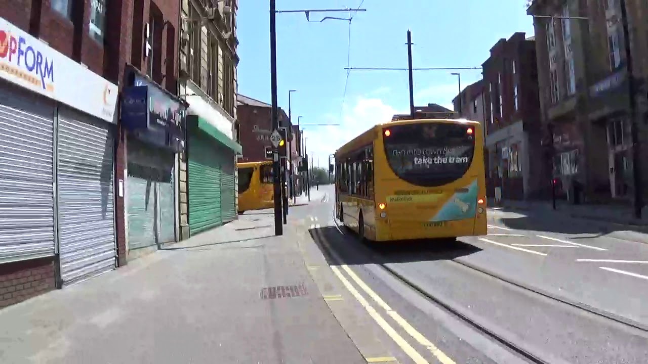 Rochdale - Runners Bus - YouTube