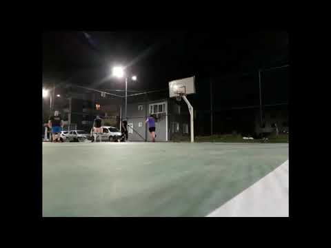 Klasik bir basketbol akşamı sekansı