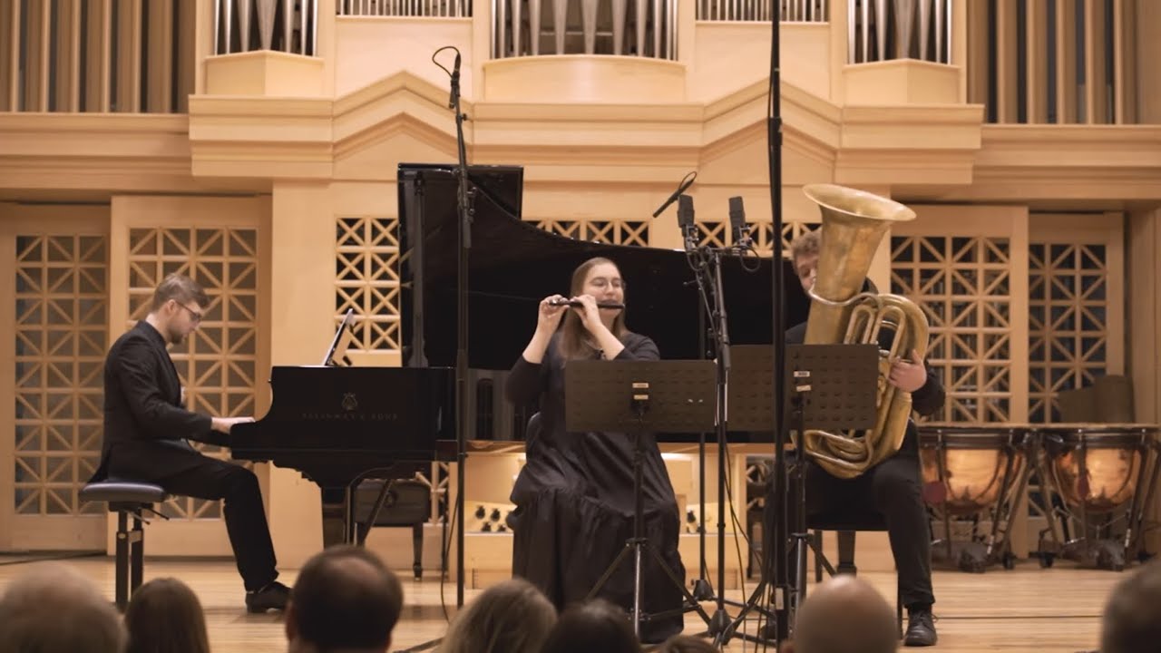 Jiří Pauer Koncertní polka pro tubu a pikolu s doprovodem klavíru - YouTube