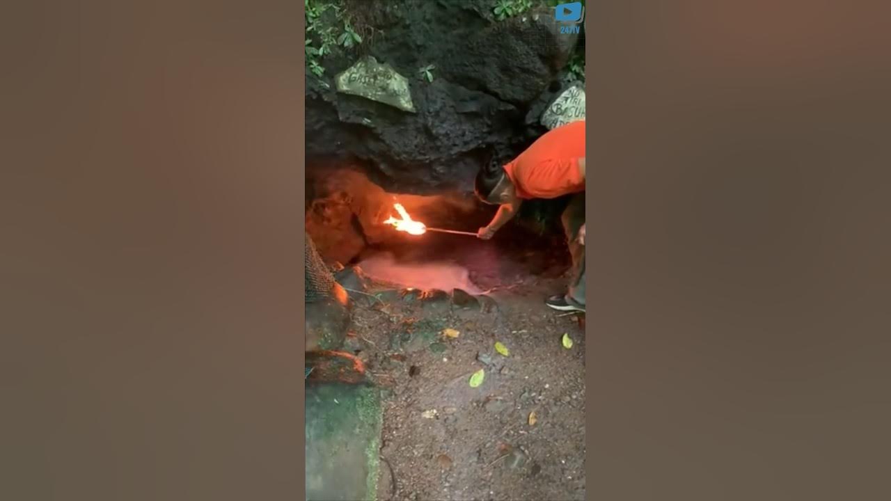 Costa Rica‘s Cave Of Death - YouTube