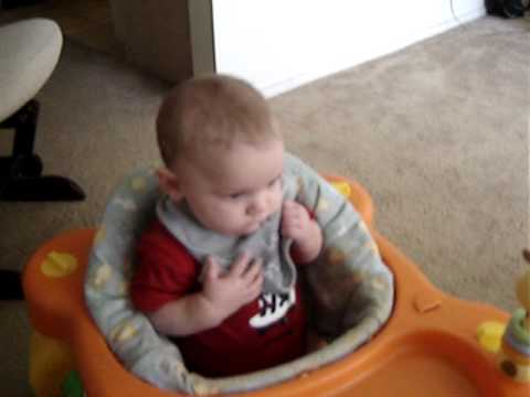 Baby Eating Oatmeal - YouTube