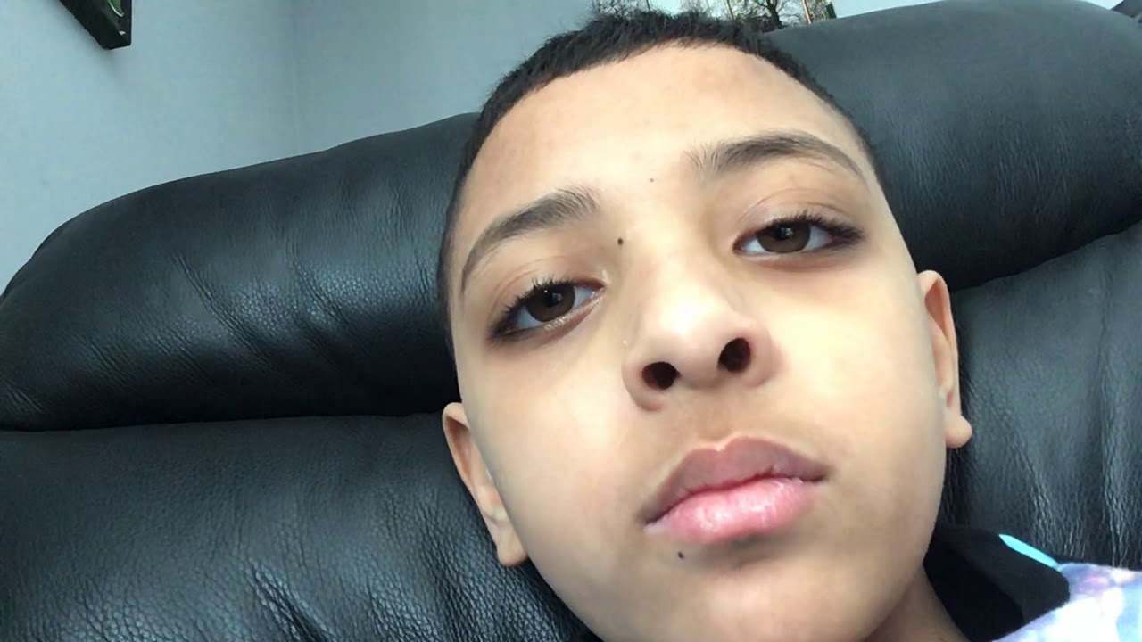 My real face 👍 - YouTube