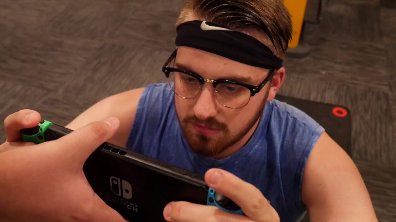 Training to Become a PRO GAMER - YouTube