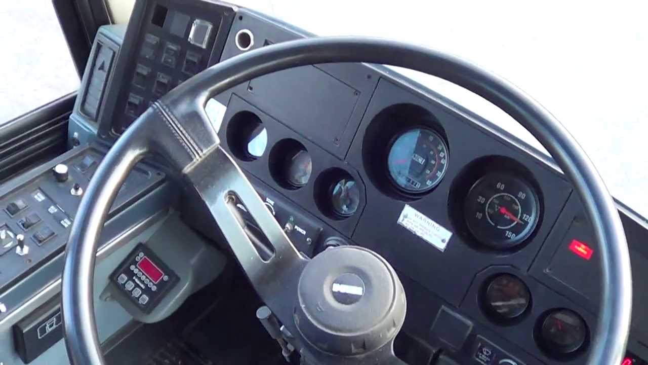 C52159 1999 MCI 102 DL3 55 Passenger Motor Coach New Paint and Interior ...