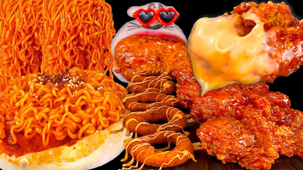 Cheese Buldak Ramen Pizza, Seasoned Chicken, Onion Rings | REALMOUTH ANIMATION ASMR MUKBANG ...