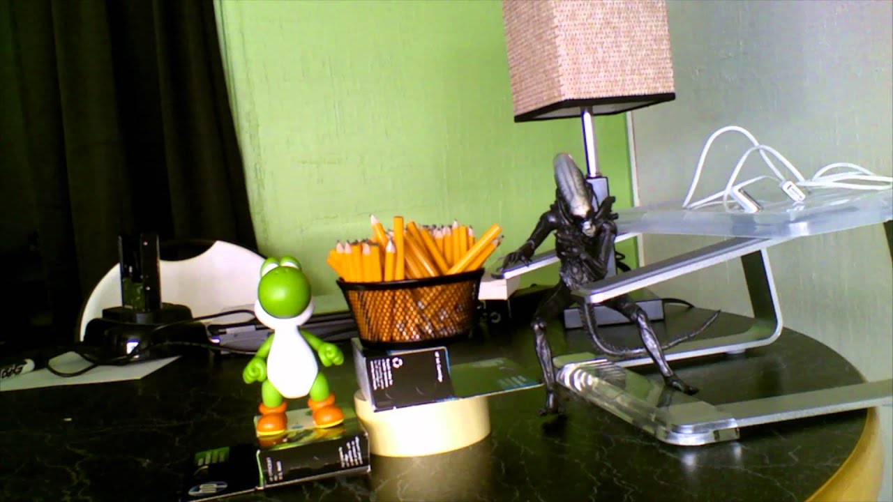 iStopMotion 3: The Big Race - Xenomorph vs. Yoshi vs. Pencil vs. Cord ...