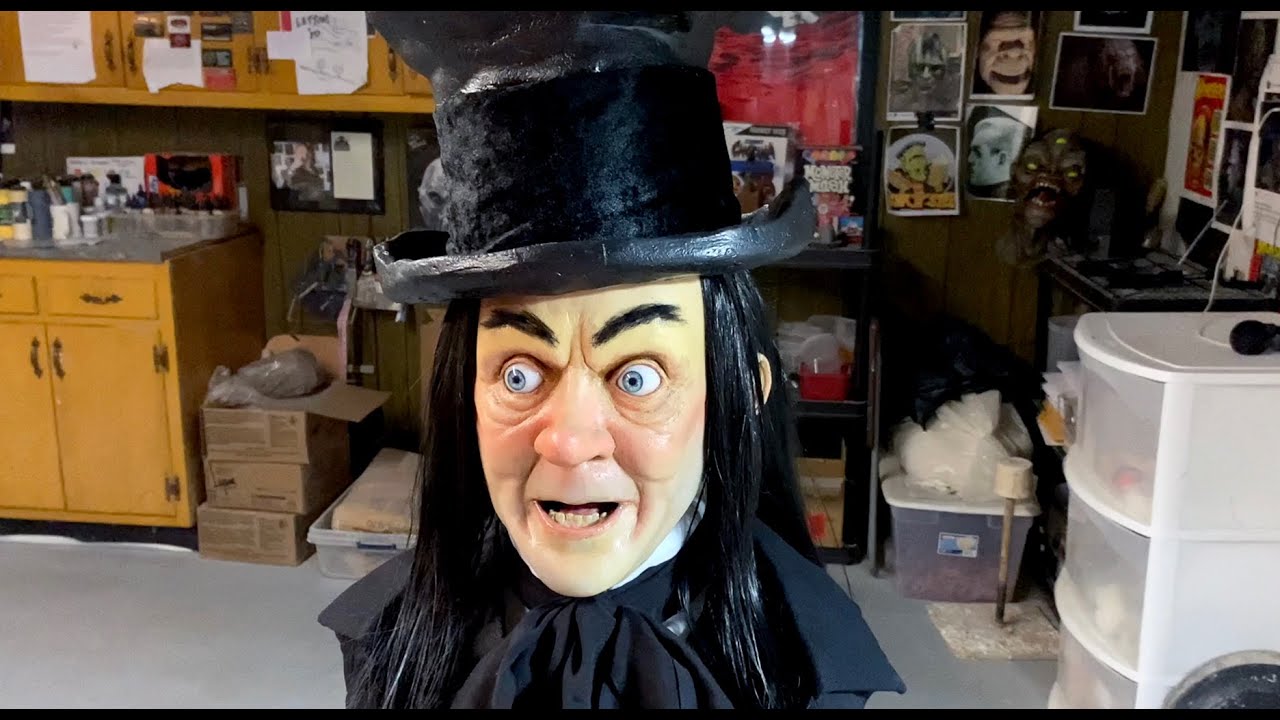 Making a bust of The Child Catcher from Chitty Chitty Bang Bang - YouTube
