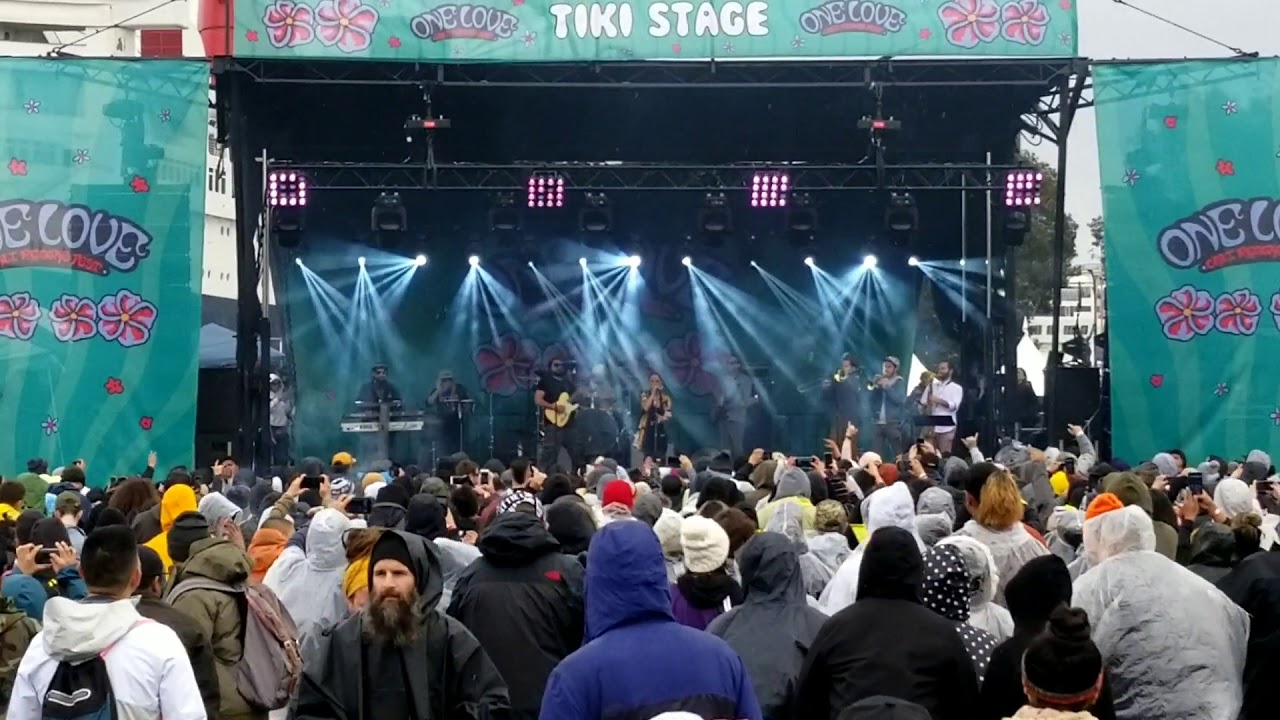 Eli Mac / dubstop live at one love - YouTube