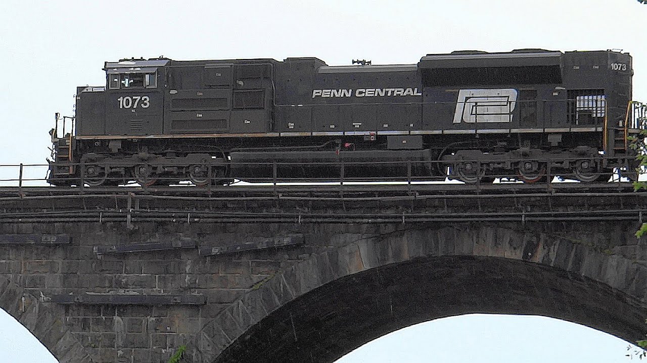 Penn Central Heritage Unit #1073 Leads Across Rockville Bridge - YouTube