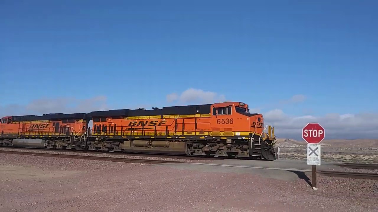 EB BNSF Grain Train In Daggett Ca! #bigbossrailfanner - YouTube