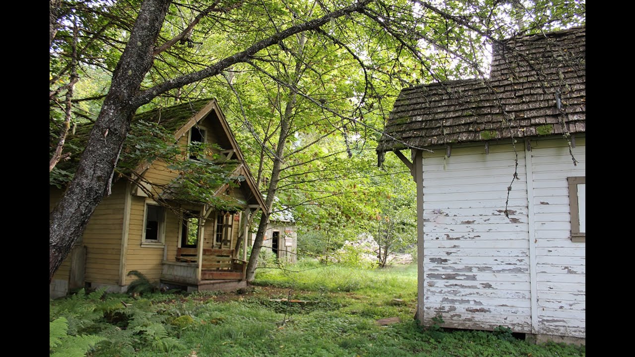 Abandoned Ghost Town by the train tracks! (Lester, WA) - YouTube