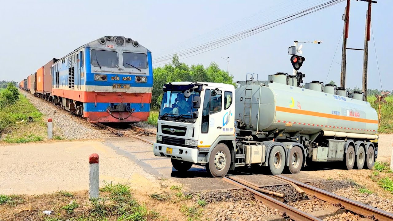 Train vs Truck . Funny train . Funny video - YouTube