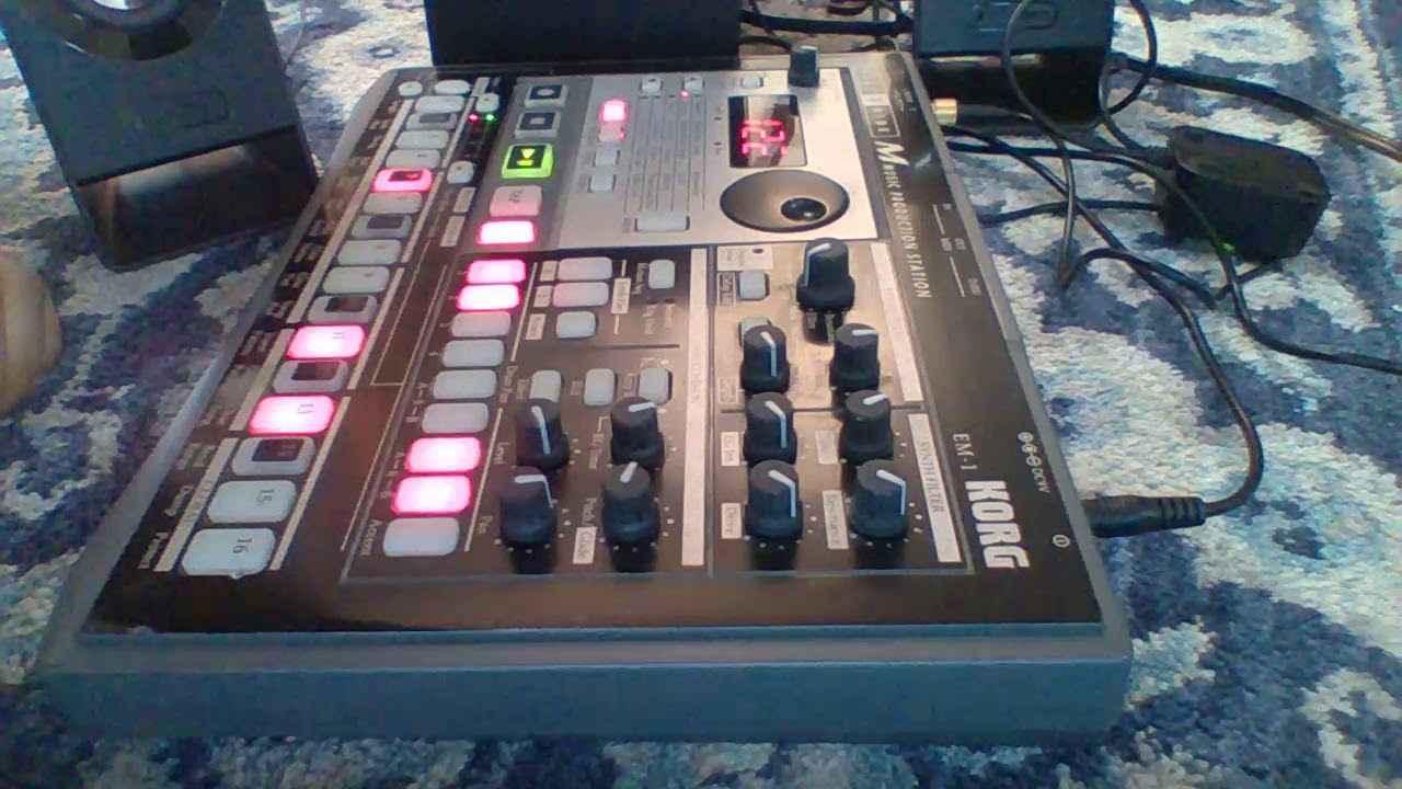 Korg Electribe em1 demo - YouTube