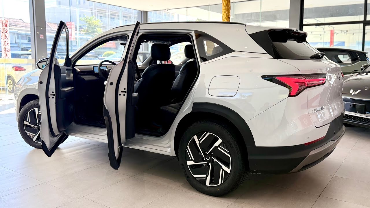 2025 Wuling Starlight S EV SUV: 510 Km Range & Cutting-Edge Features | Interior and Exterior ...