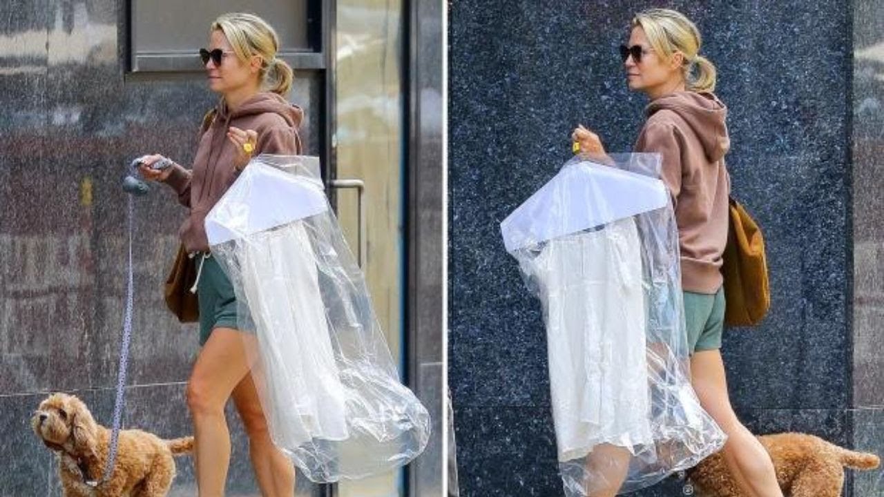 Amy Robach's Toned Legs Turn Heads as She Takes NYC Walk Without TJ ...