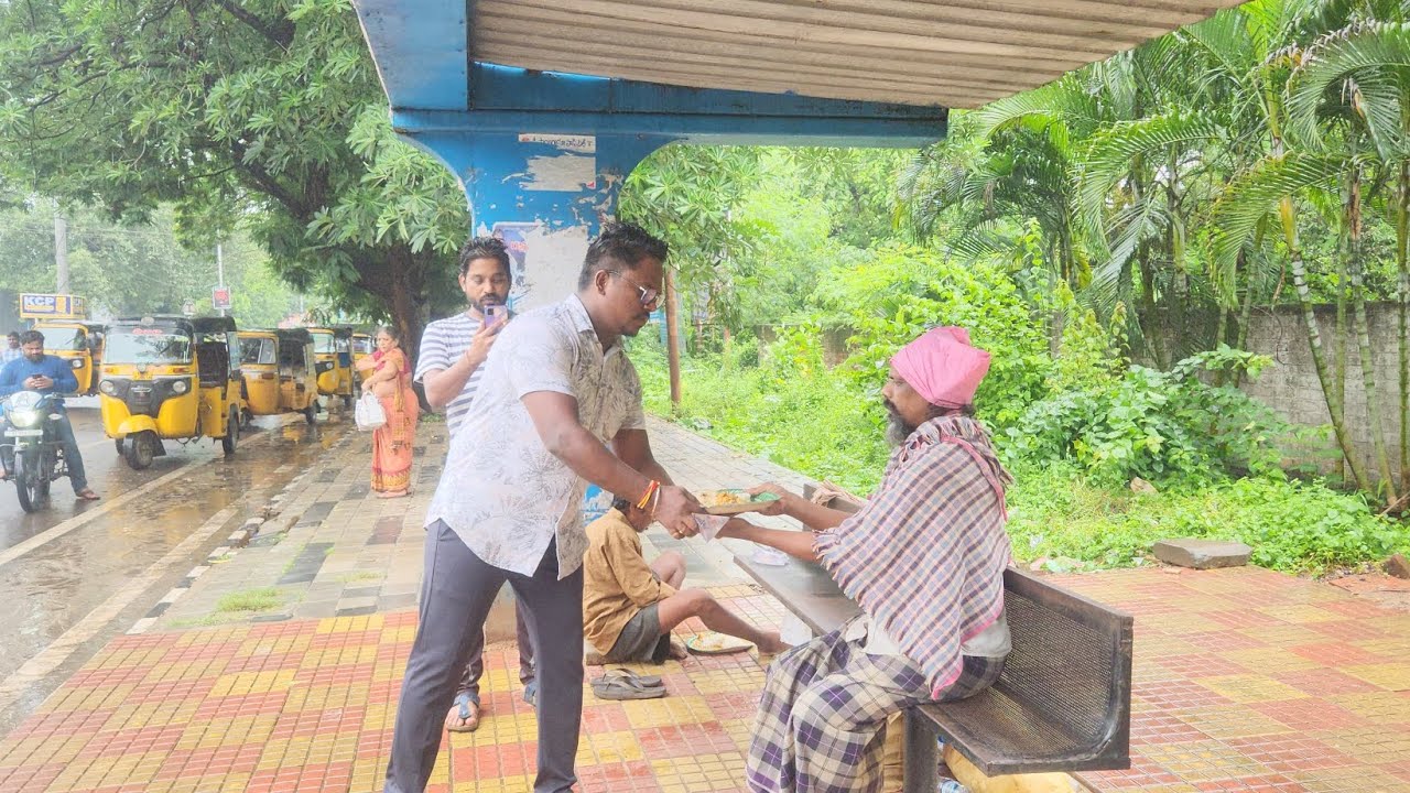 helping hands nani prank boys🥹#helpneedypeople#trending #trendingshorts ...