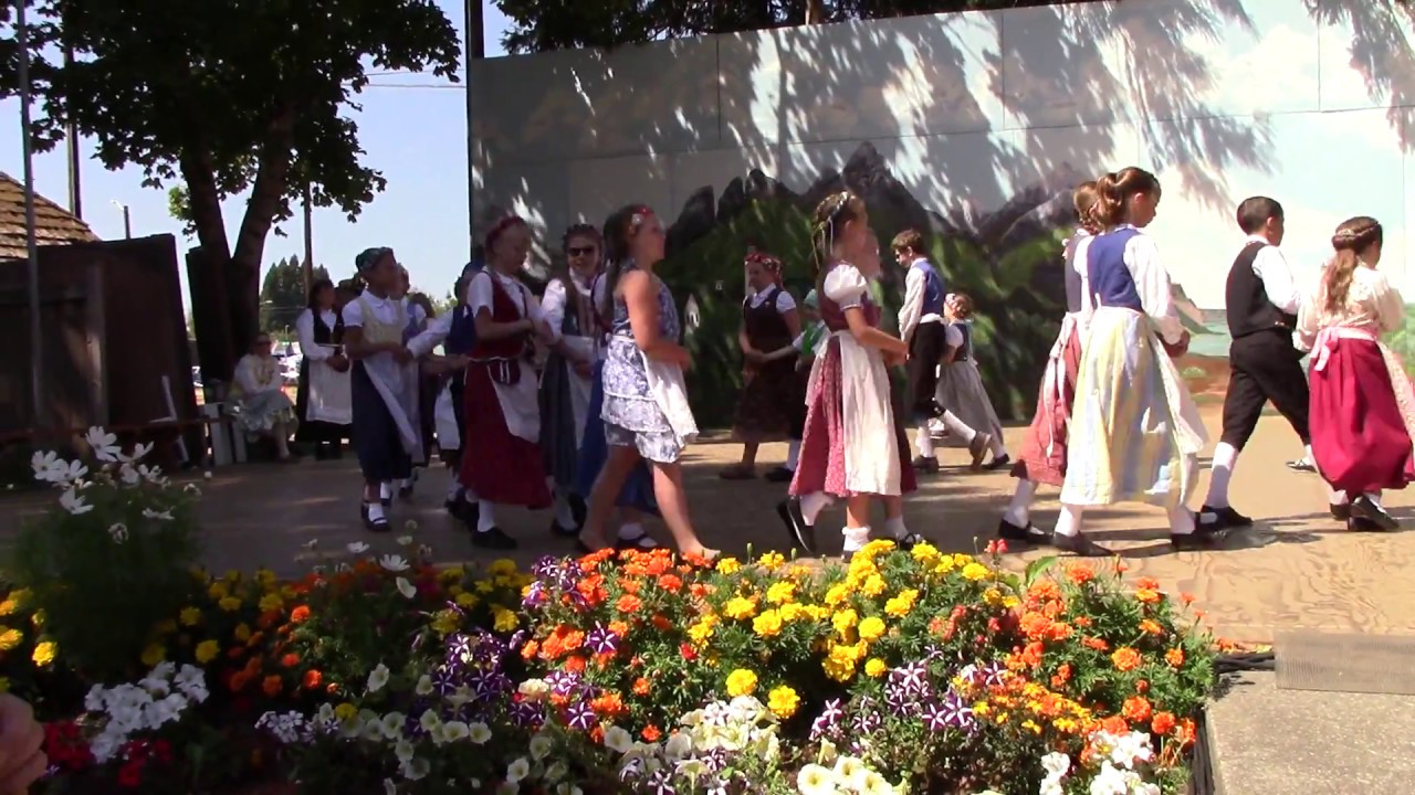 Fjaskern Hurry Scurry Junction City OR Scandinavian festival 2018 - YouTube