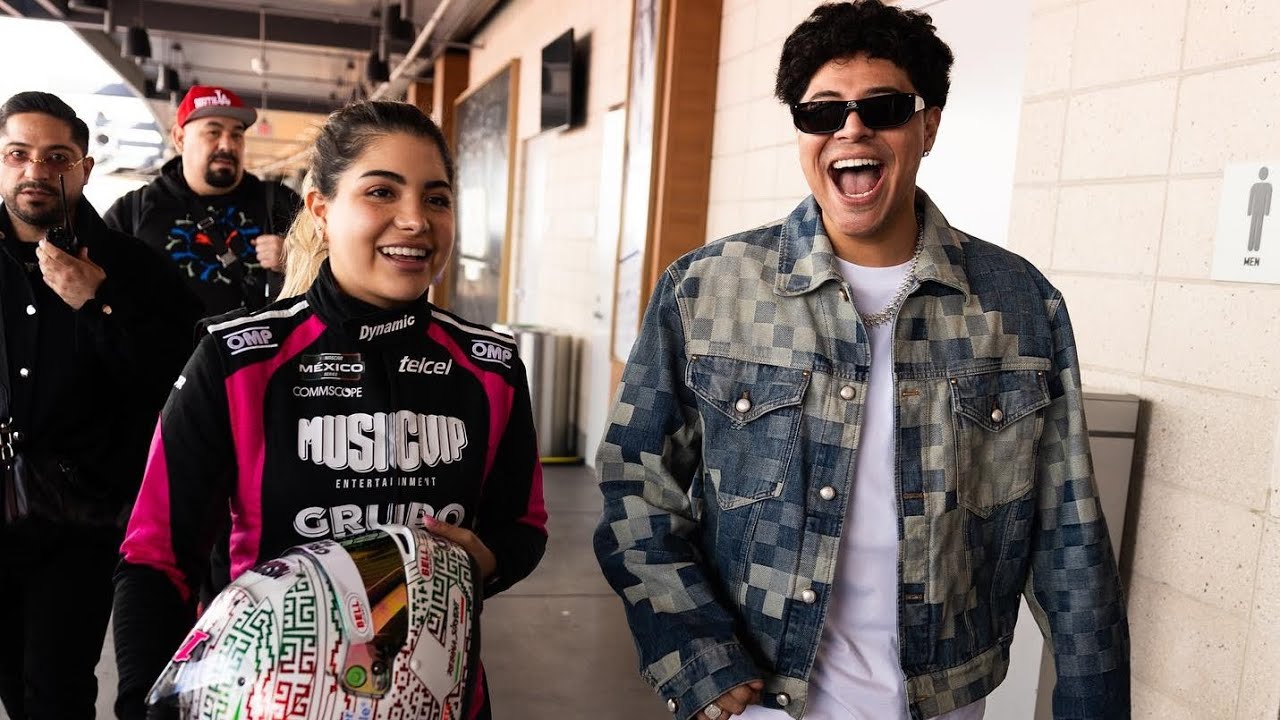 FUI APOYAR A LA PRIMERA PILOTO MUJER MEXICANA EN NASCAR 🤓🏎💨💨 - YouTube